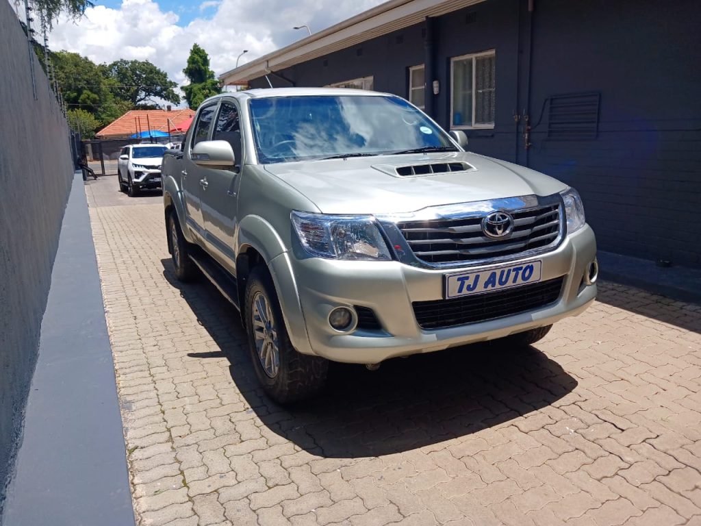 2016 TOYOTA HILUX 3.0D-4D DOUBLE CAB RAIDER LEGEND 45 AUTO | TJ Auto ...